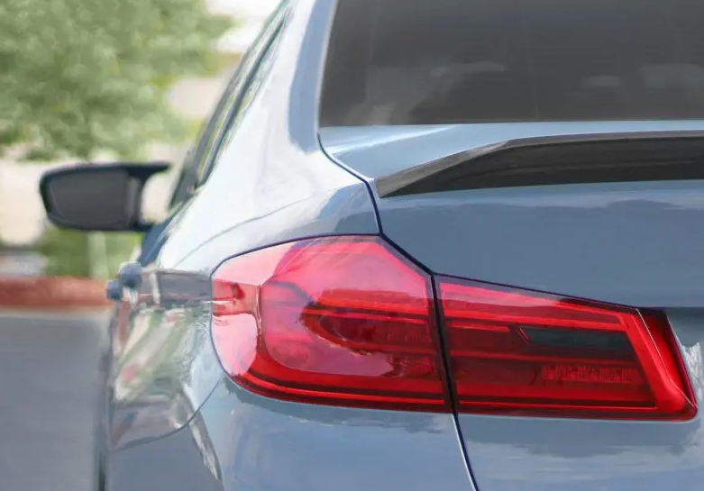 Blackline Taillight Indicator Overlay Kit - F90/G30 Pre-LCI | BimmerTrend